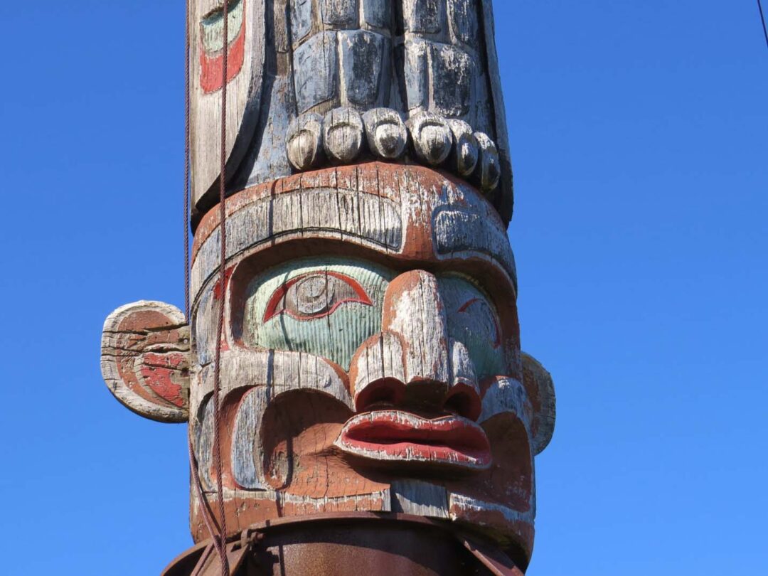 Alert Bay (‘Yalis), British Columbia: Best Things to Do and See | Off ...