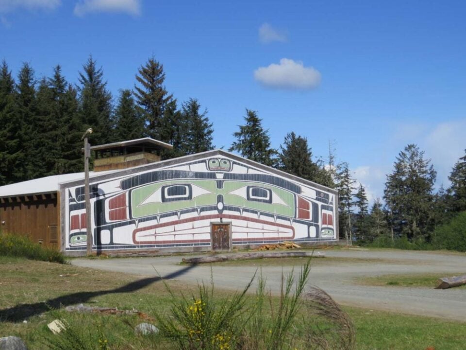 Alert Bay (‘Yalis), British Columbia: Best Things to Do and See | Off ...
