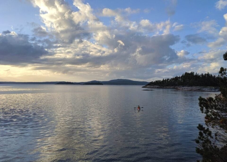 Paddling Desolation Sound, BC: A Guide for Kayakers and Canoeists