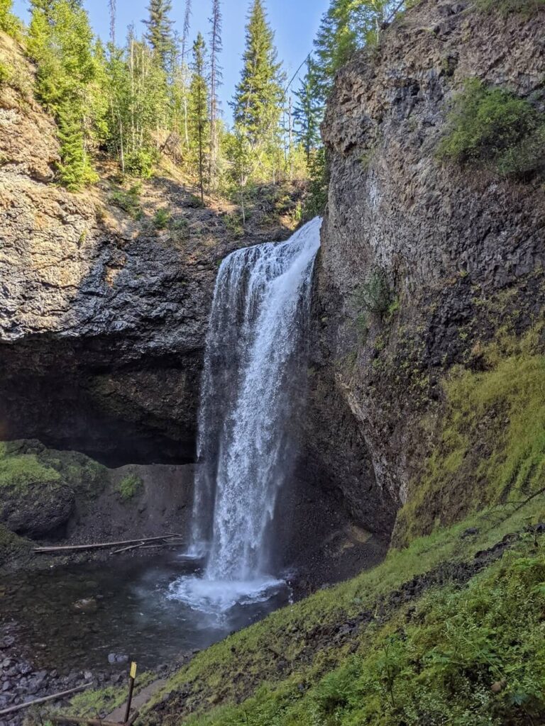 12 of the Best Wells Gray Waterfalls: Trip Planning Guide + Map | Off ...