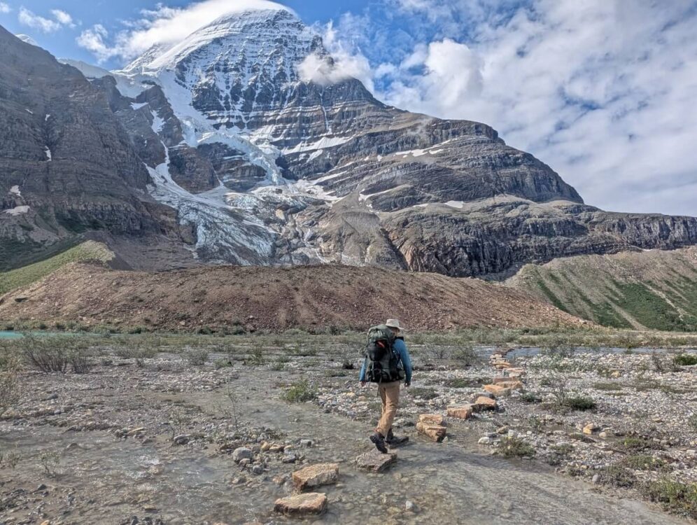 Berg Lake Trail: Complete 2026 Hiking Guide [New Trail Details + Map ...