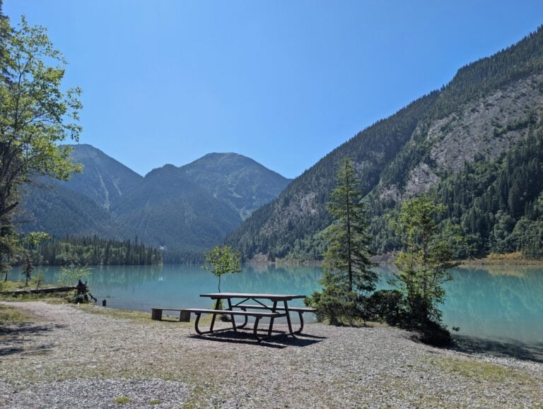 Kinney Lake, Mount Robson Provincial Park: Complete Hiking Guide | Off ...