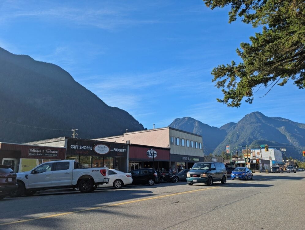 The Best Things to Do in Hope, British Columbia - Hiking Trails ...