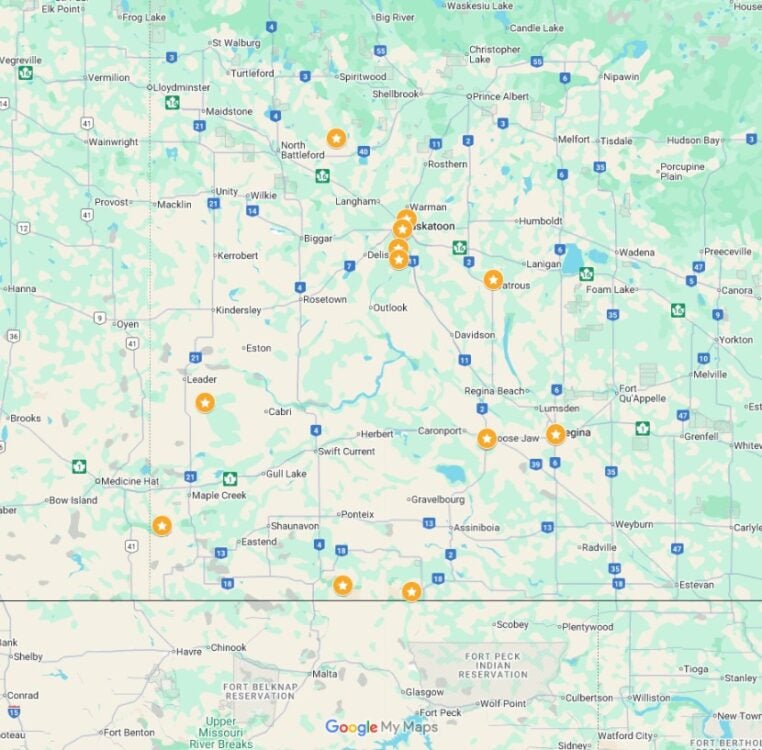 13+ Unique Places to Go in Saskatchewan, From Sand Dunes to Dinosaur Digs